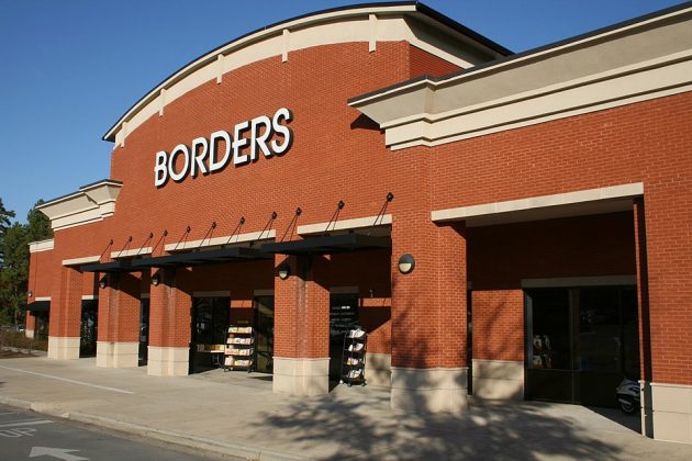 9 Once-Beloved Stores Vanished From America’s Malls and Streets ...