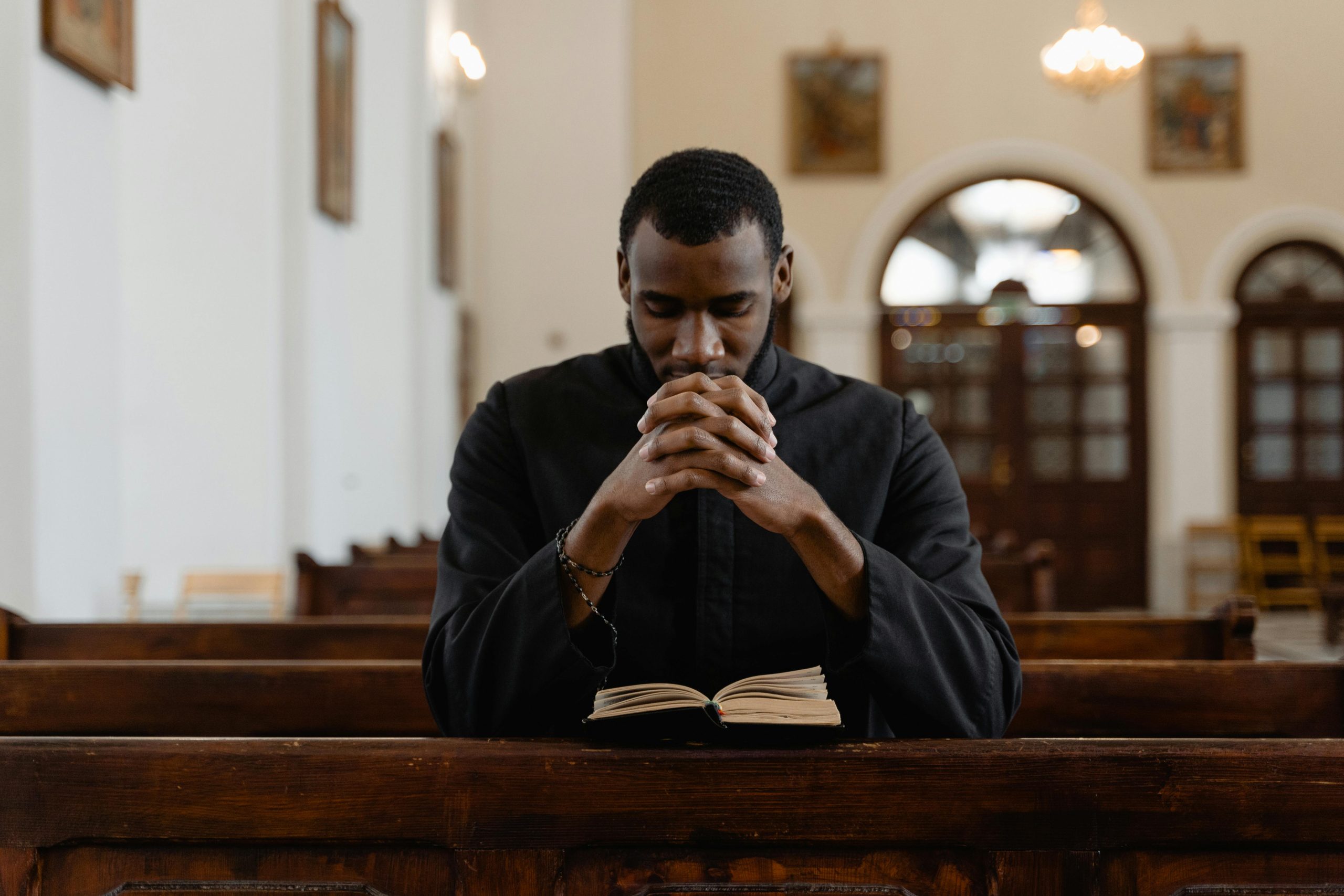 7 Church Questions That Quietly Trigger Tension Fast | Wellbeing Whisper